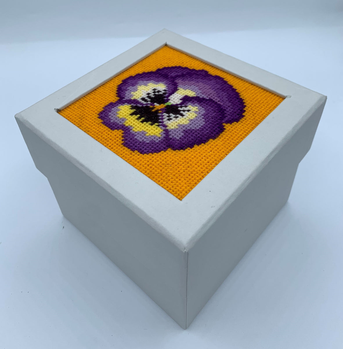 Pansy - Appleton Box Tapestry Kit – Embroidery Marketplace - Calgary